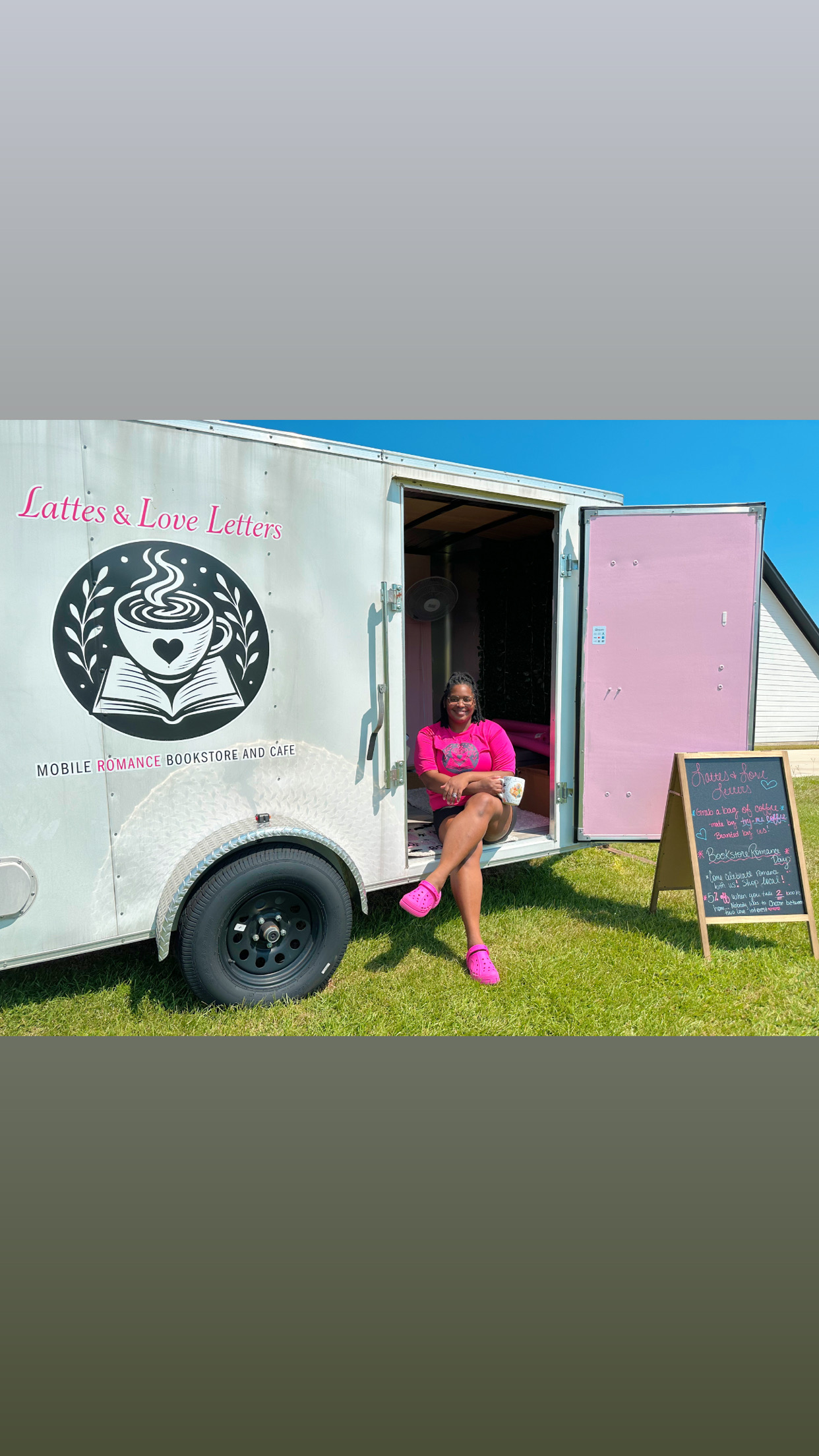 Lattes & Love Letters brings romance books on wheels to the River ...